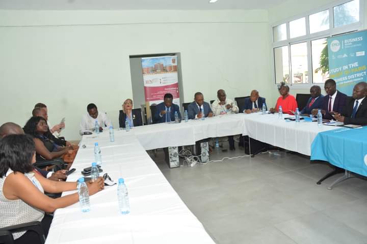 Visite de la délégation d’EFRACAM au Groupe JFN - JFN CENTER